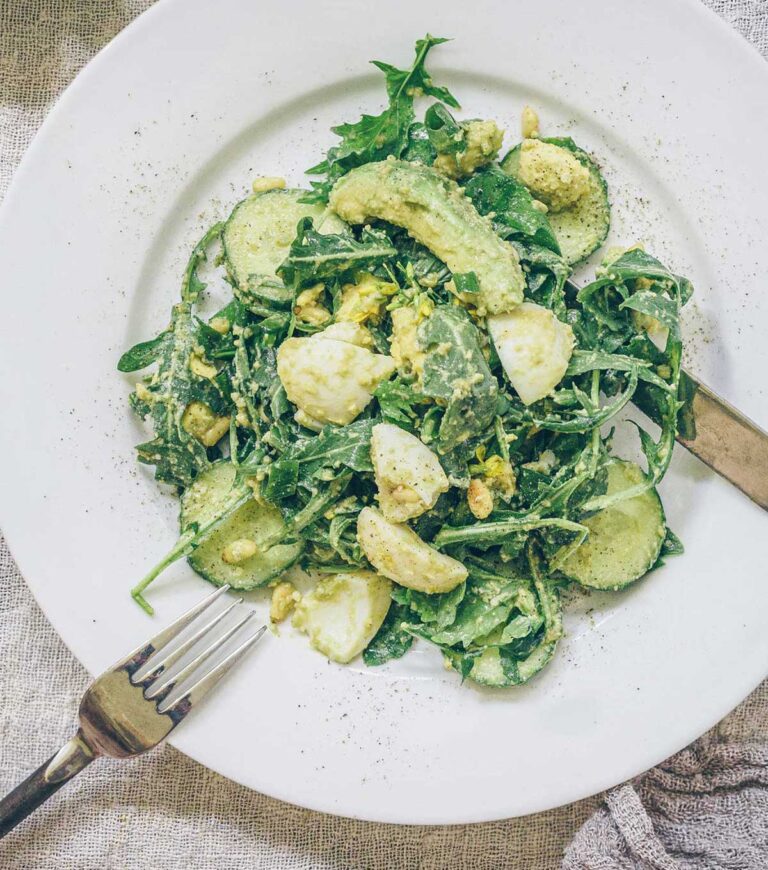 Salad Styling: Composed Salads vs. Tossed Salads