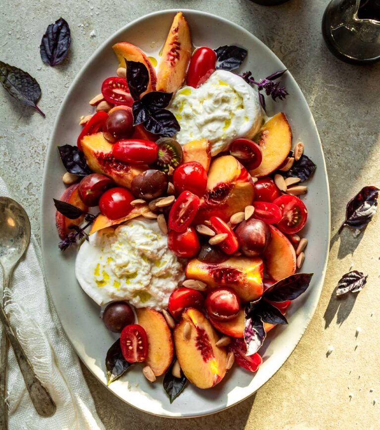 Salad Styling: Composed Salads vs. Tossed Salads